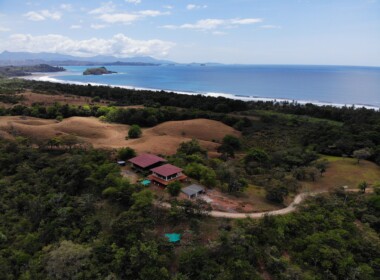 Two Beautiful Homes With Stunning Views of Playa Morrillo Region ...